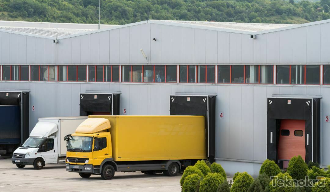 Apa Itu Distribusi: Definisi, Fungsi, Jenis, dan Strategi Terbaru ...