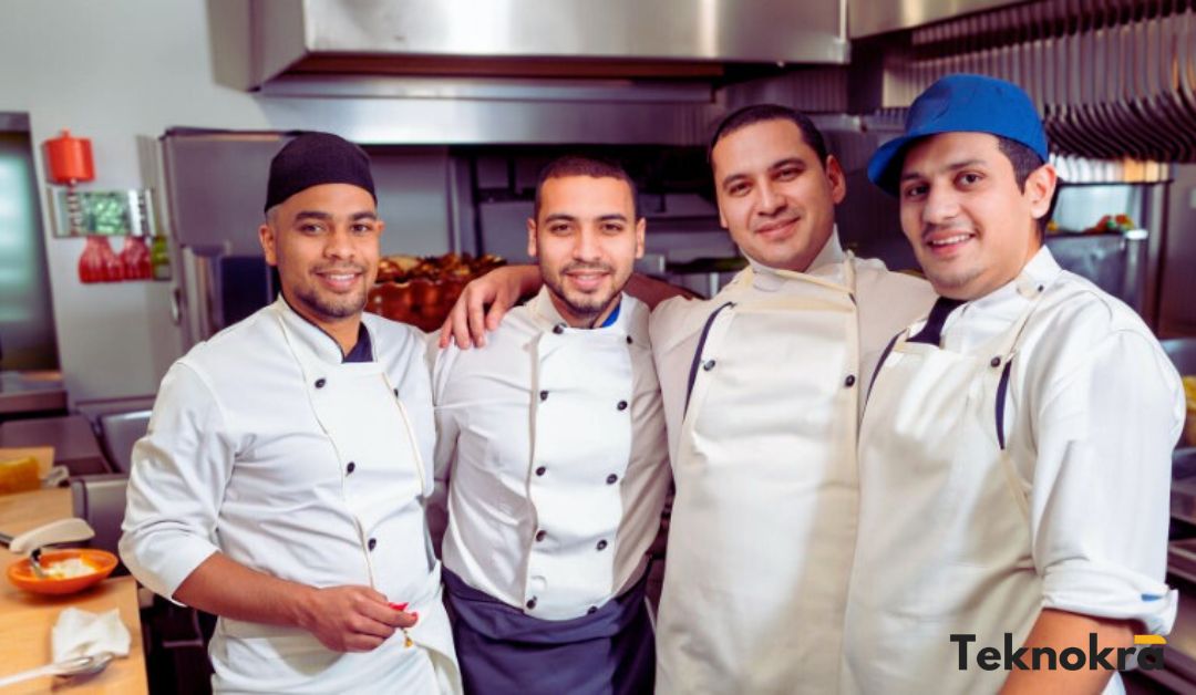Kitchen Crew Adalah? Ini Penjelasan Lengkapnya! – Teknokra.com