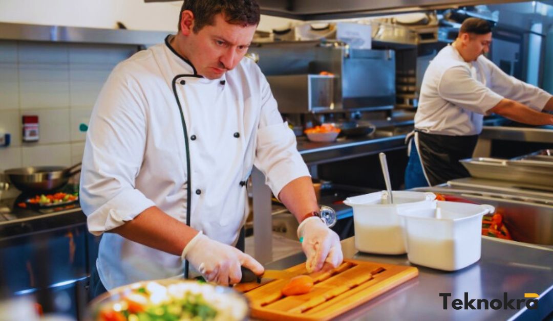Kitchen Crew Adalah? Ini Penjelasan Lengkapnya! – Teknokra.com