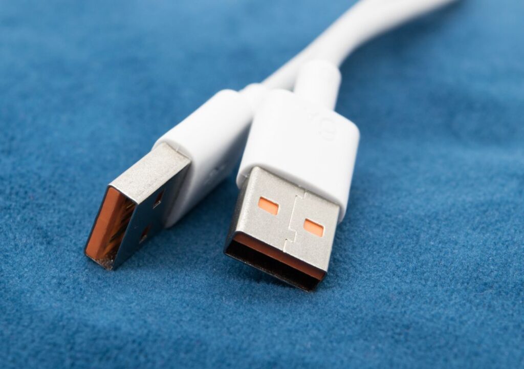 Mengenal Jenis Kabel USB Beserat Fungsinya – Teknokra.com